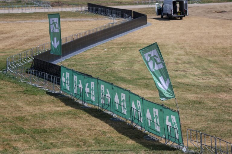 All You Need to Know Ahead of Record-Breaking Thompson Concert - Total ...